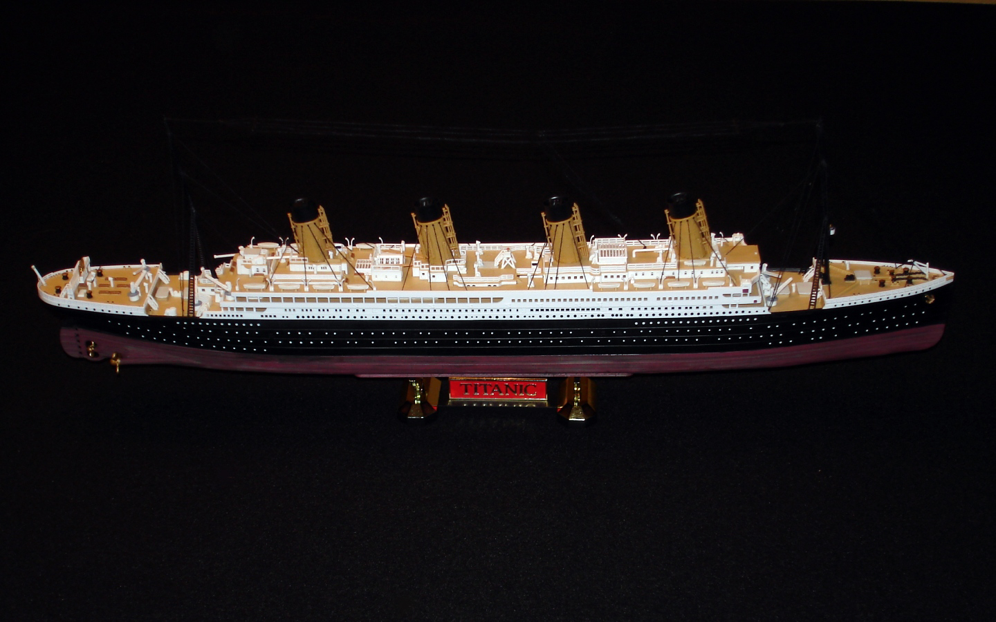 Index of /models/misc/titanic/images/